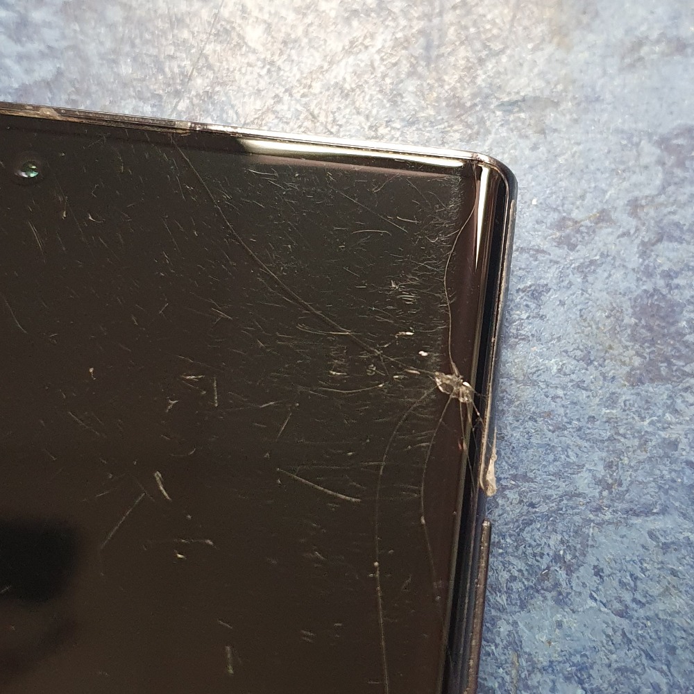 Pre-owned Samsung Galaxy S22 Ultra Cracked Screen 128GB Unlocked - Own4Less